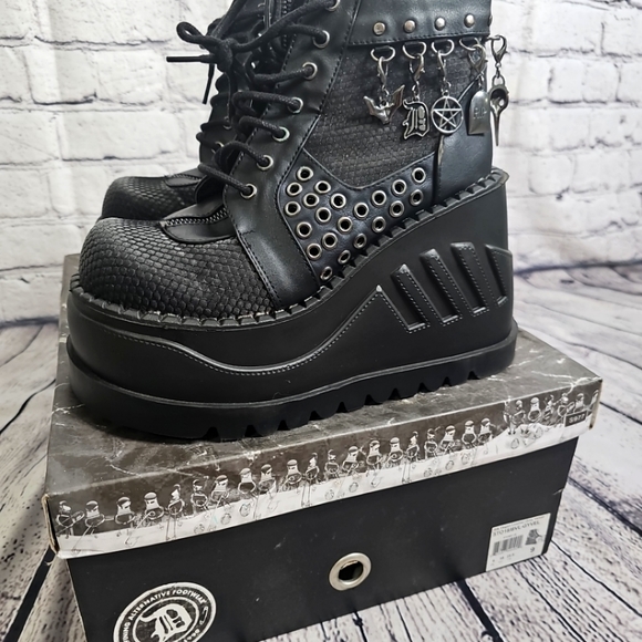 Demonia | Shoes | Demonia Black Platform Shoes | Poshmark